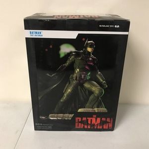 McFarlane Toys | Toys | Dc Comics Multiverse The Batman 2 Posed Statue ...